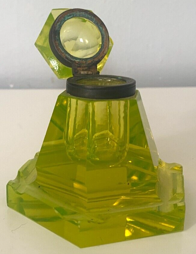 Vaseline Glass Hexagonal Pyramid Form Inkwell – The Society of Inkwell ...