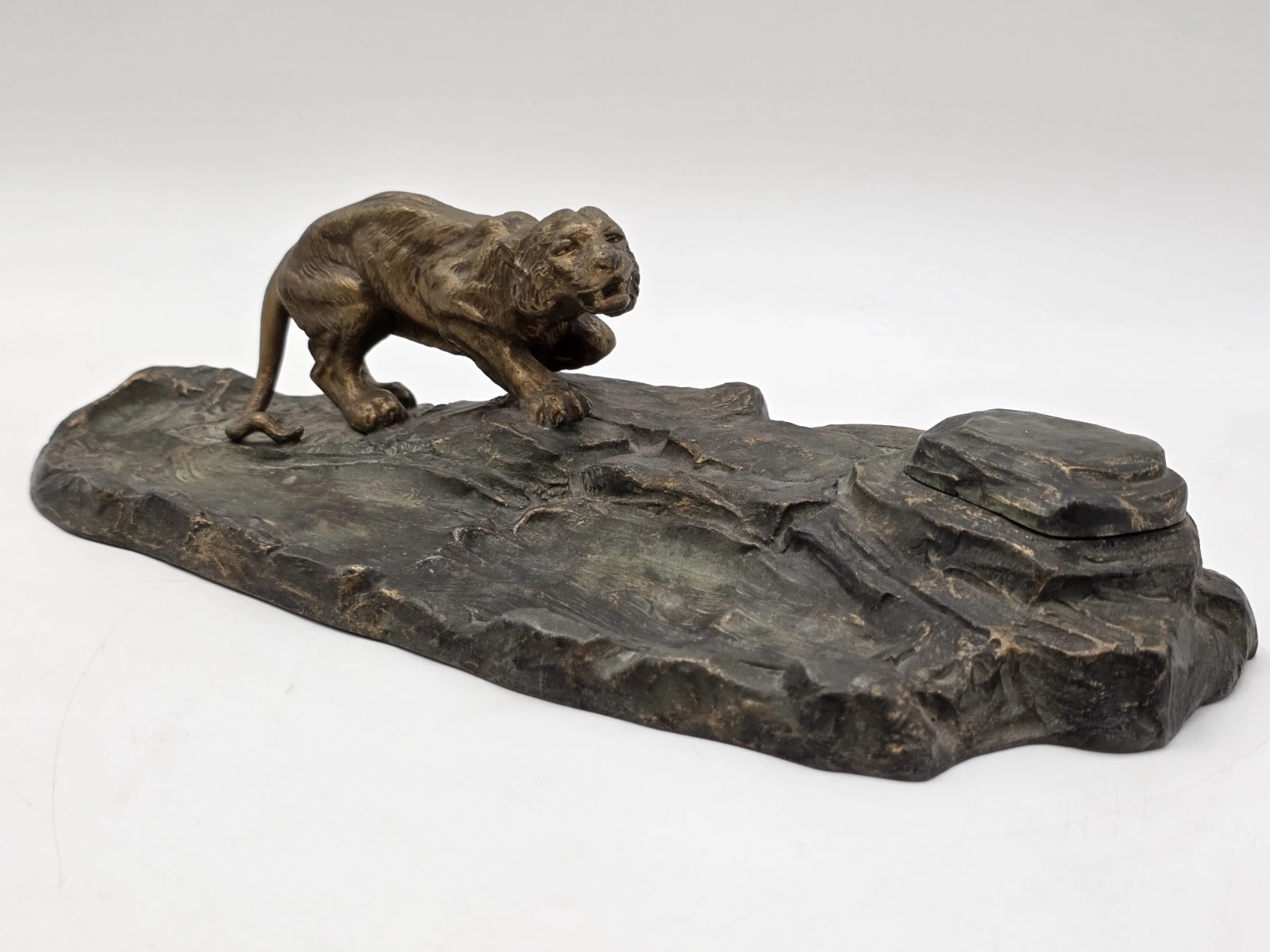 Austrian Figural Inkstand – Lioness – The Society of Inkwell Collectors ...