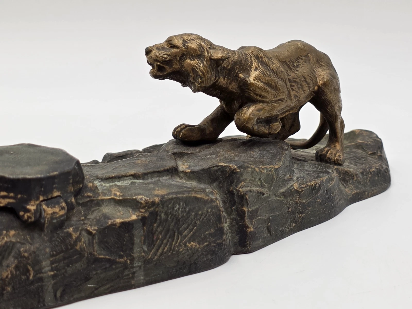 Austrian Figural Inkstand – Lioness – The Society of Inkwell Collectors ...